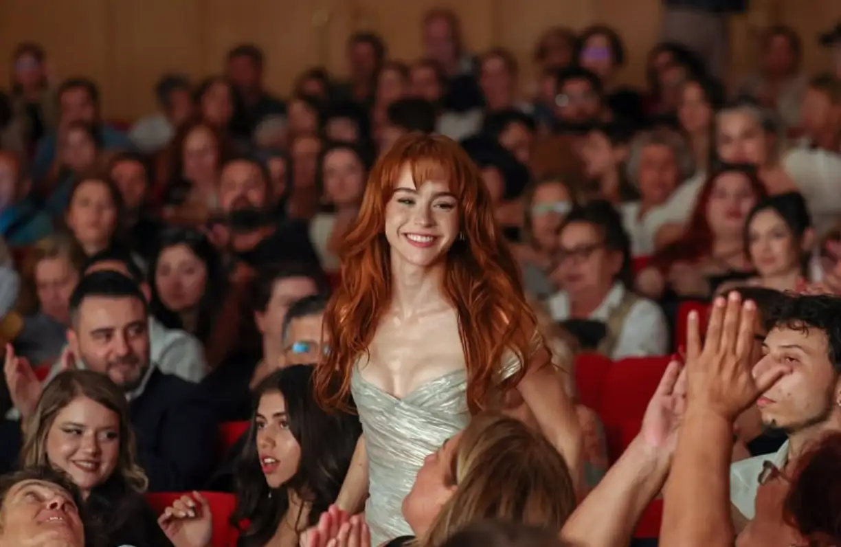 Bez Bebek oyuncusu Asena Keskinci’den Evrim Akın ve babası Güray ...