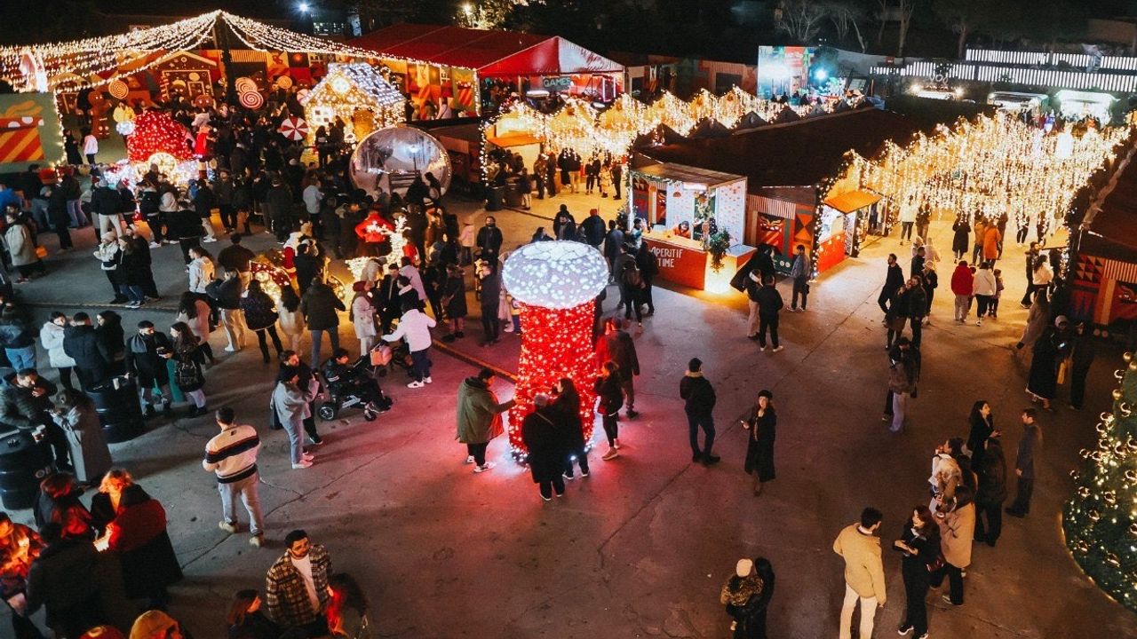 Yeni Yıl öncesi "Yeni Yıl Kasabası" Maçka Küçükçiftlik parkında ...